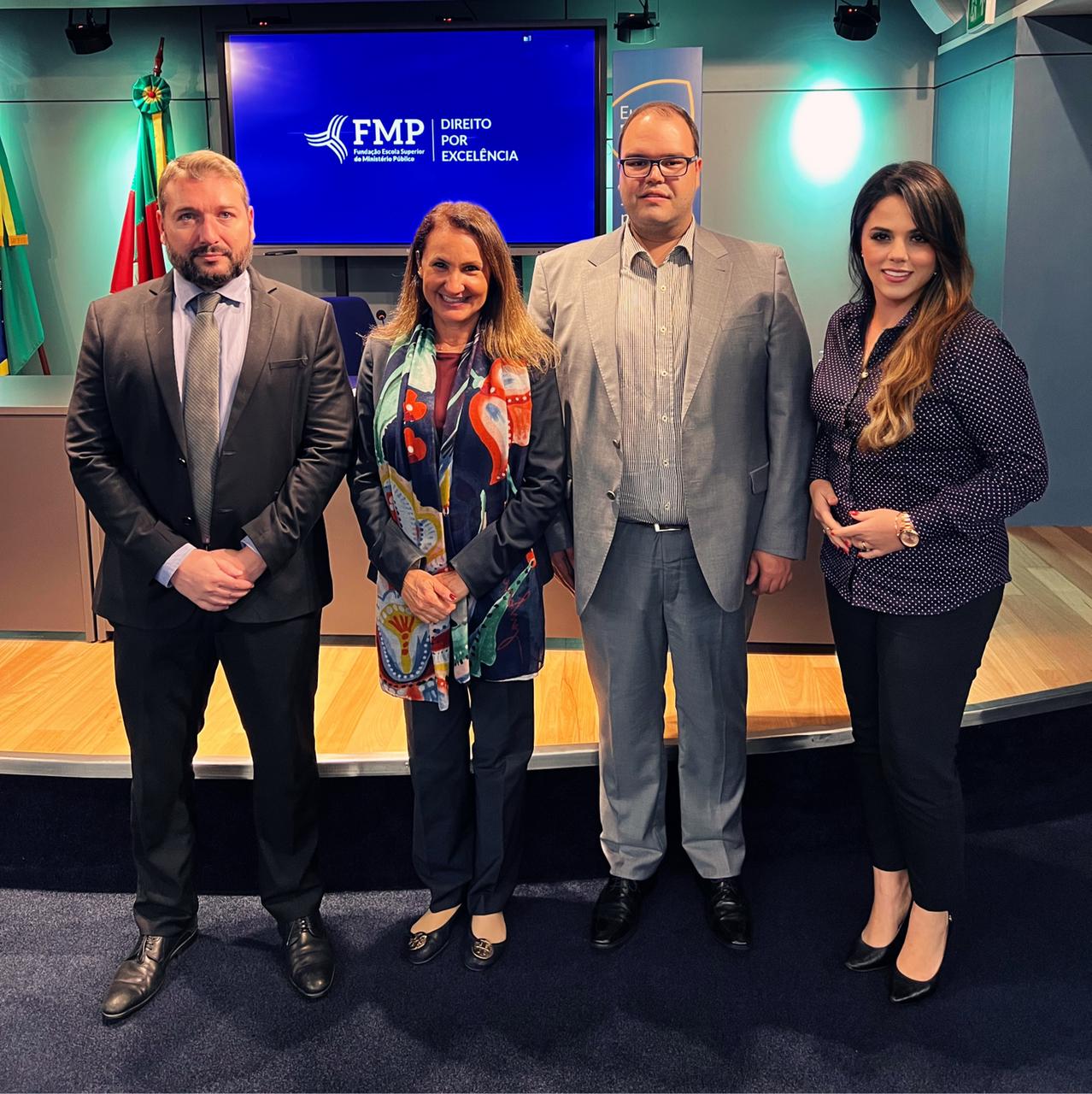 Dra. Flávia Piovesan fala sobre a proteção dos Direitos Humanos na FMP ...